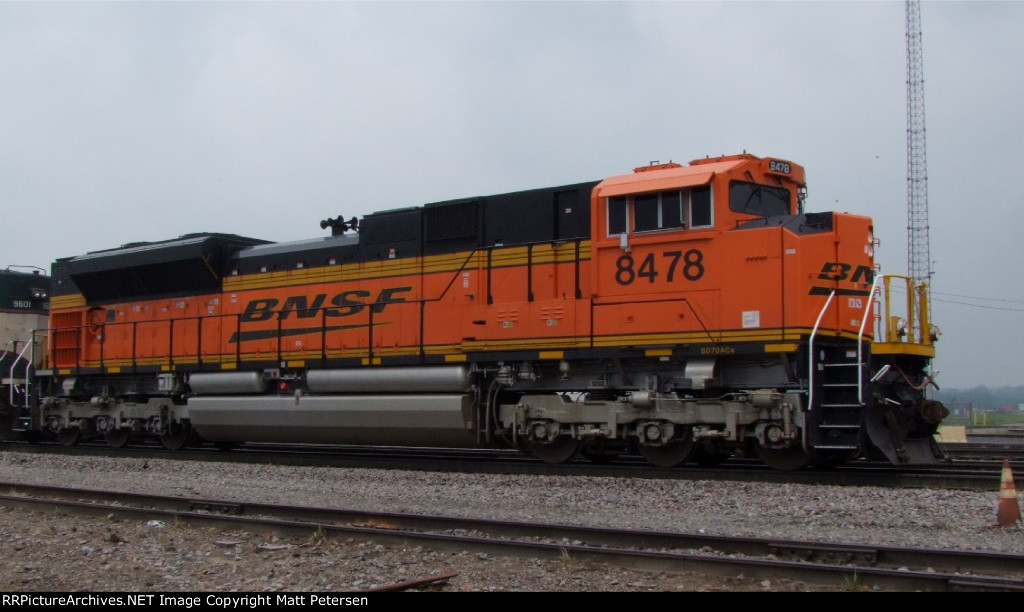 BNSF 8478